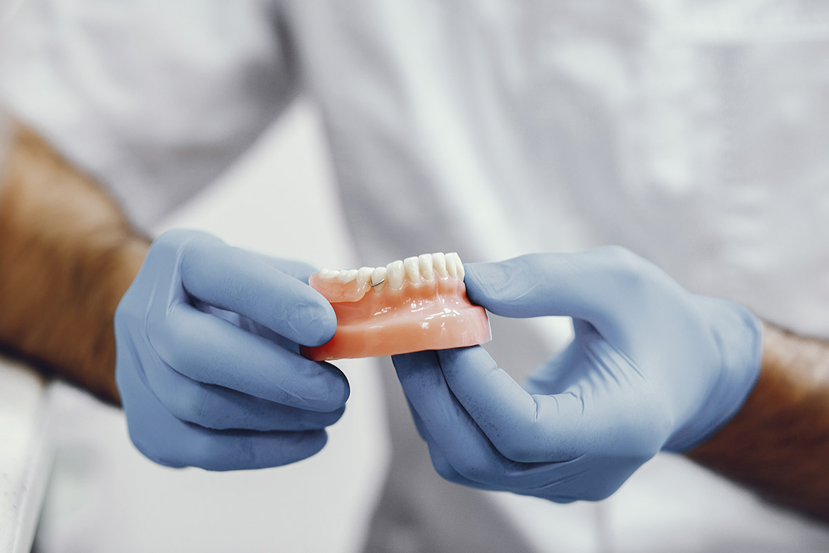 Separación de Dientes; Causas y soluciones - Clínica Alba & Hernanz