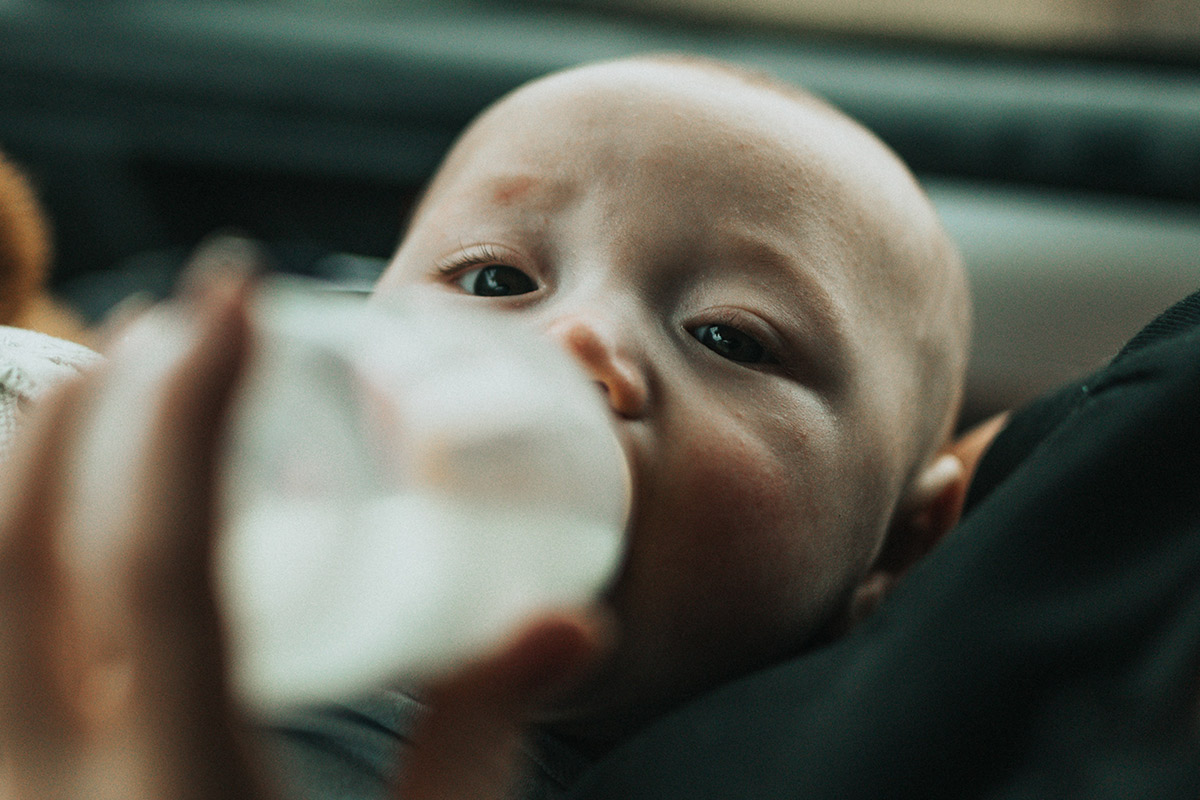 Todo sobre la Caries del Biberón • Alba & Hernanz